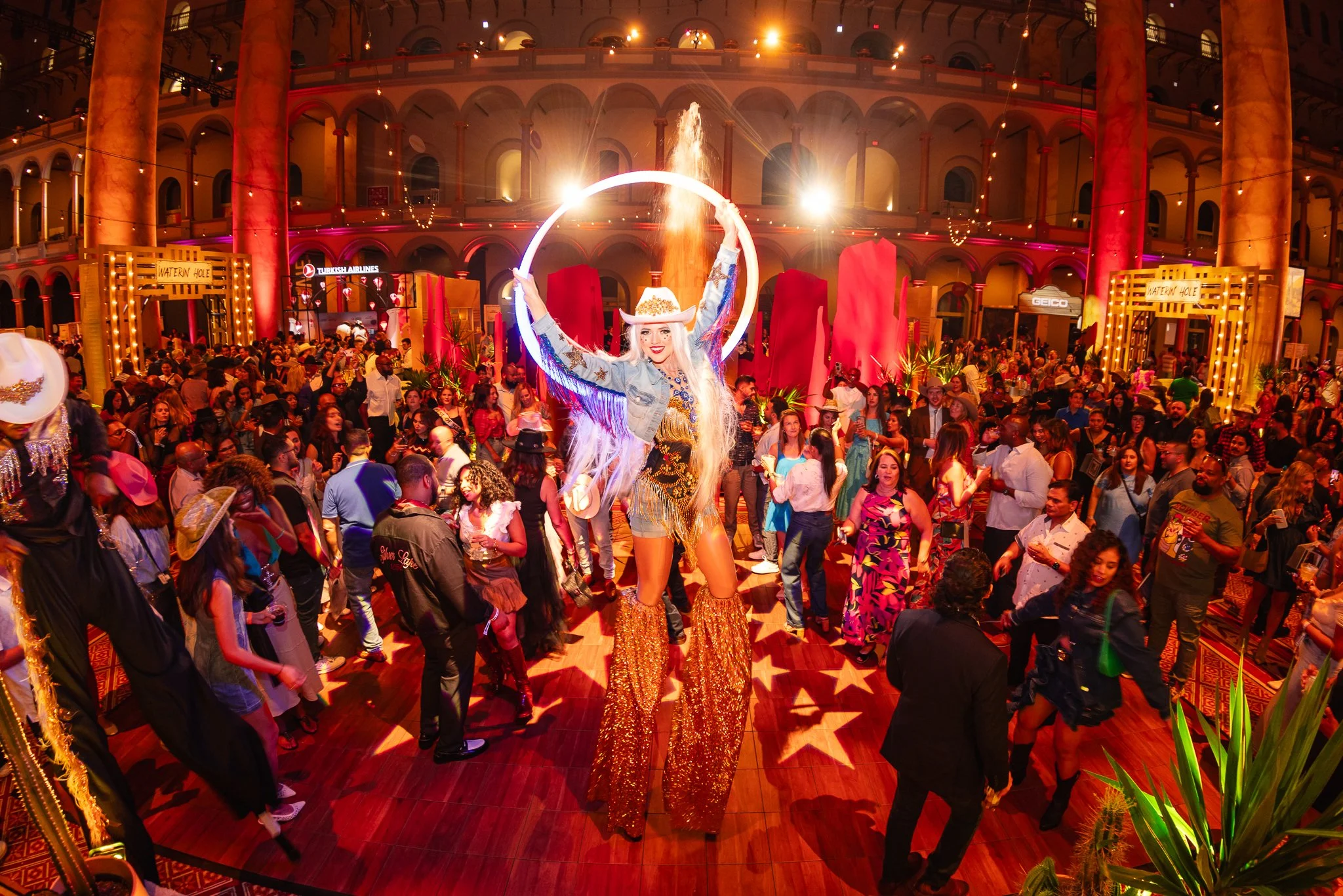 Five Gala Trends That Will Inspire Your Next Big Night | Stratus Firm ...